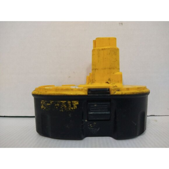 Dewalt | Other | Dewalt Dc996 Xrp 8 Volt 18v High Capacity Battery ...